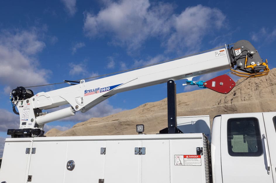 12630 Hydraulic Service Crane | Stellar