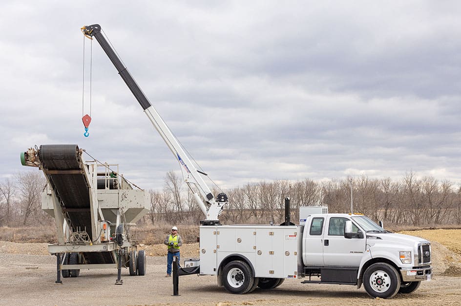 12630 Hydraulic Service Crane | Stellar