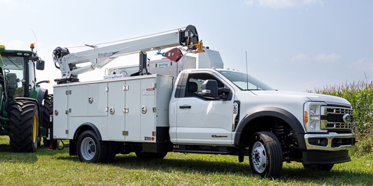Stellar Fuel Trailers, Mechanic Trucks at World Ag Expo 𑗅 Stellar